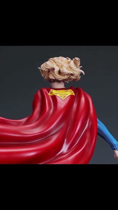 超漂亮的超级女孩，这是超人的妹妹吗？ Youtube