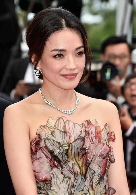 舒淇and周韵美惊！成戛纳闭幕颜值担当！！ 知乎