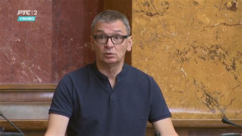 Ћута Музика из Ћациленда боли више од пендрека и тера сузе на очи више од сузавца СРБИНинфо