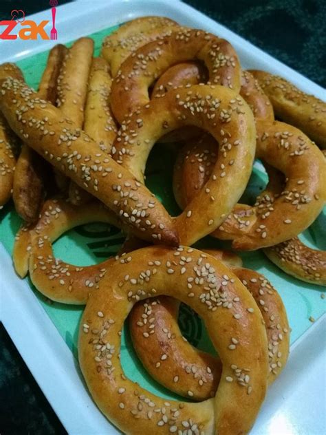 طريقة عمل الكعك المالح زاكي