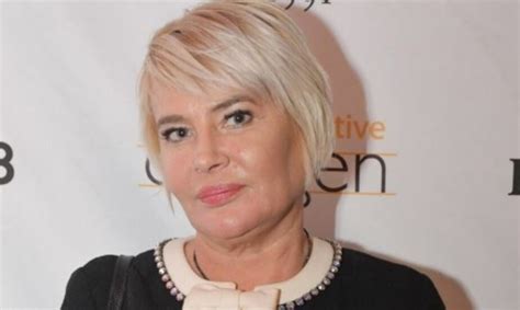 Маринела Арабаджиева направила опит за самоубийство съдът я пусна от ареста