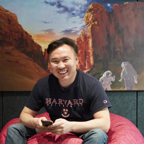 С Эрдэнэболд Харвард бол гурван үнэт зүйлийн нийлбэр Humanz