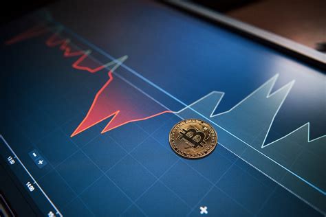 Interpreting Crypto Volatility Through Quant Indicators Biyond