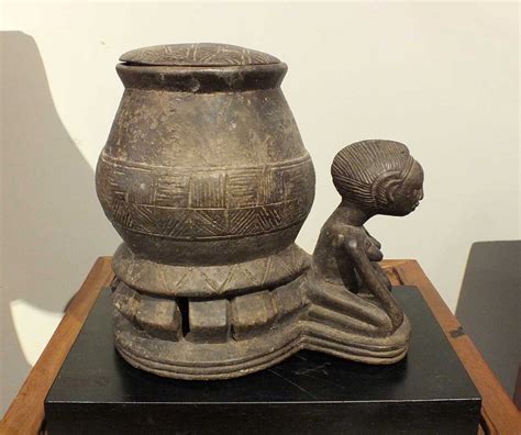 Oracle Wood Magnificent And Extremely Rare Oracle With The Mouse Of