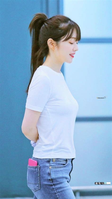 플래시24 연예 스포츠 청바지 잘어울리는 아이린 Red Velvet Irene Celebrities Actresses