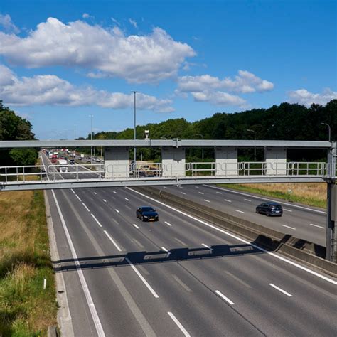 Spitsstrook Wegen En Verkeer