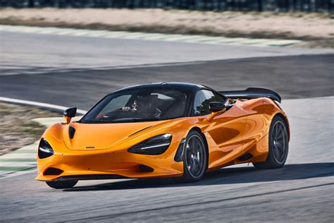 Cận Cảnh Bộ đôi Siêu Xe 750 Mã Lực Mclaren 750s Coupé Và Spider