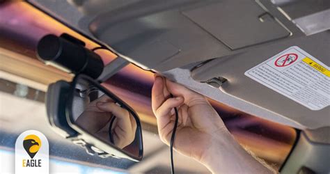 آموزش گام به گام نحوه نصب دوربین ثبت وقایع روی خودرو ایگل