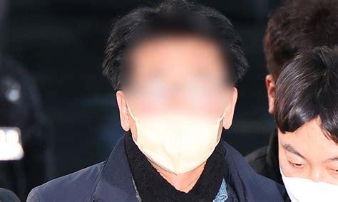 ‘李 지지자 가장해 “사인해 달라”… 순식간에 흉기 휘둘러 [이재명 대표 피습] 세계일보