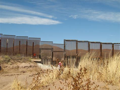 This Is What The Us Mexico Border Looks Like Artofit