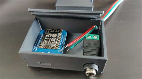 Free 3d File D1 Mini Box With Lid・3d Print Model To Download・cults