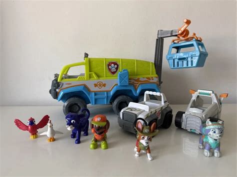 Paw Patrol Jungle Rescue Terrain Truck And Vehicles Plus Figures Tracker