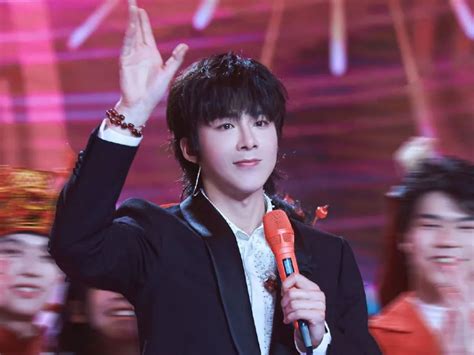 Liu Yuning Slams Paparazzi For Exposing Ex Wife Yahoo Life Singapore