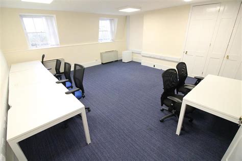 Wren Avenue Uxbridge Property To Rent £1500 Pcm £346 Pw