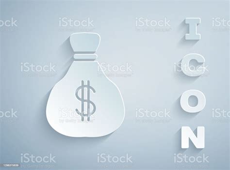 종이 는 회색 배경에 격리 된 돈 가방 아이콘을 잘라 달러 또는 Usd 기호 현금 은행 통화 기호 종이 아트 스타일 벡터 3차원 형태에 대한 스톡 벡터 아트 및 기타 이미지