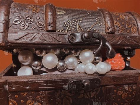 盒子里的秘密5261079527