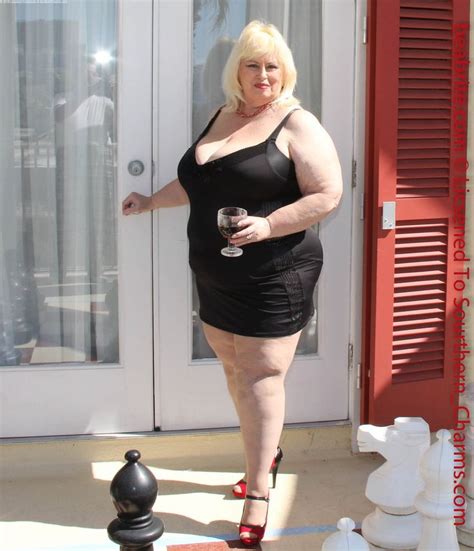 Pin On Chubby Fashion