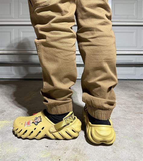 it s my first time wearing crocs i love it 🥰 ️🤘 r crocs