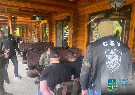 Продавали ухилянтам «консульські посвідчення на Київщині викрито злочинну групу ФОТО