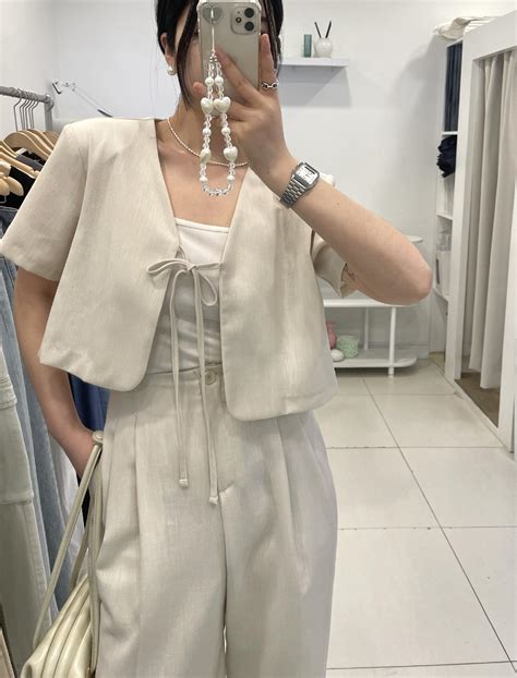 메이드나인 마이 베이지 여성 여름 썸머 셋업 하객룩 노카라 반팔 리본 볼레로 숏 자켓