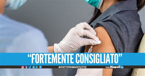 Vaccino Antinfluenzale E Covid Al Via La Campagna A Napoli Come