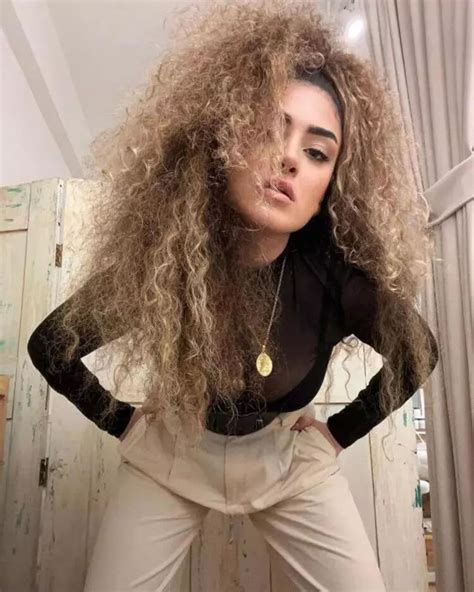 Dilan Çıtak Ülkeyi Terk Etmeyi Düşünüyorum