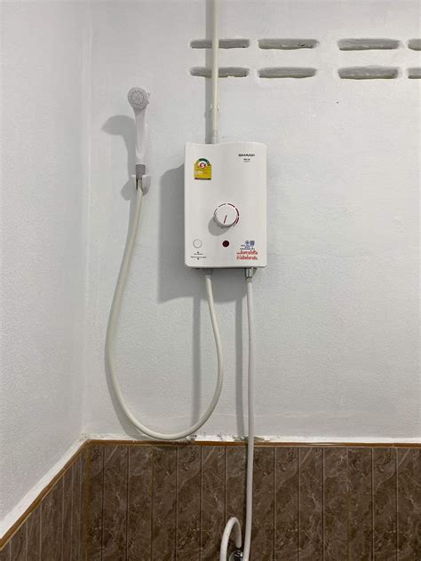 หน้าหนาวแล้ว สนใจติดเครื่องทำน้ำอุ่น สอบทามมาได้คับ สนใจเครื่องทำน้ำอุ่นยี้ห้อไฮเออ มีขนาด3500w