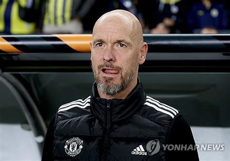 텐 하흐 해고 칼날 맞는다맨유 감독 4인과 비밀 회담→바르셀로나 레전드 사비와 접촉