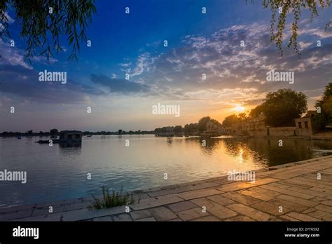 Beautiful Sunset At Gadisar Lake Jaisalmer Rajasthan India Setting