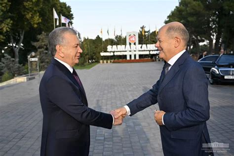 Ўзбекистон Президенти Олаф Шольцни Регистон майдонида кутиб олди Германия канцлери Олаф Шолц