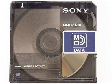 MiniDisc Player Supports Full Data Transfer