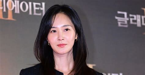 유리 소녀시대 응원봉 멋지더라 다만세도 잘 봤어…촛불집회 격려