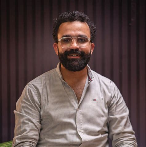 Adie Hatem اللهم إني أعوذ بك من زوال نعمتك، وتحول Facebook