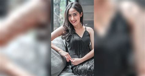 Intip Ootd Ala Tamara Tyasmara Gayanya Kece Banget Dream Co Id