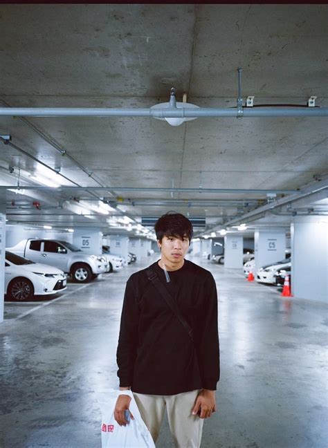 Photo Gallery รู้จัก “ตั้ง ตะวันวาด” ทายาทพันล้านฮาตาริ กับคำขนานนาม ขบถทางดนตรี