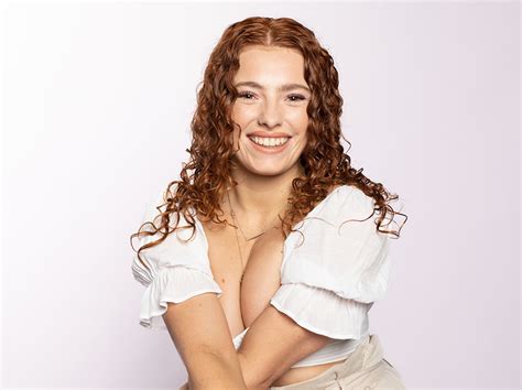 Light Curl Conditioner For The Finest Curls Clever Curl