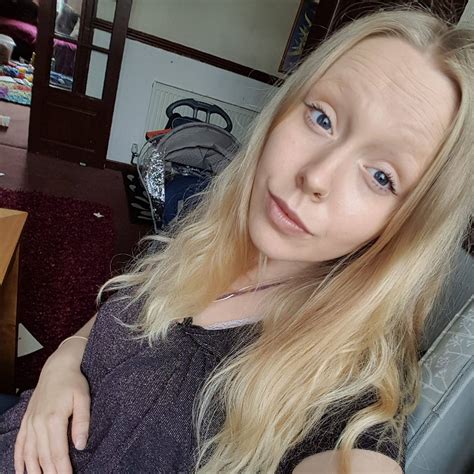 Amber Pixie Lifestylemotherhoodfood And Arts