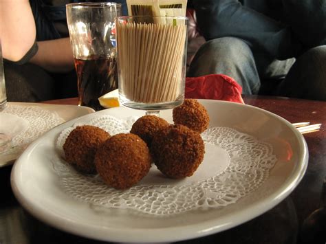 7 Things You Need To Know About Dating Dutch Women To Be Successful