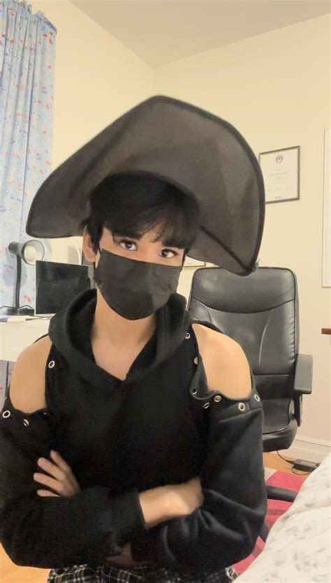 Spooky Rfemboy