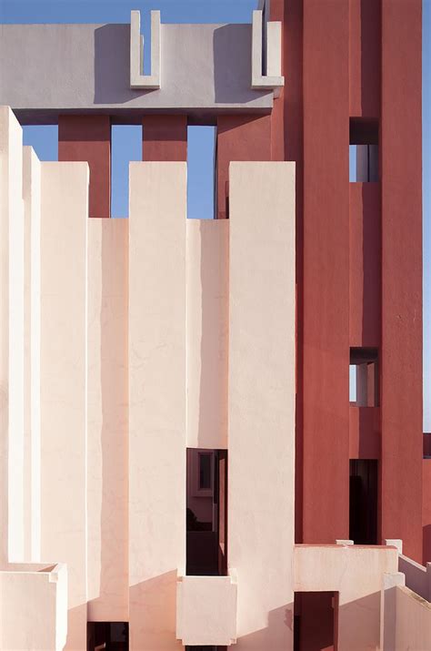 Pin By Candela Schujman On Architecture Colour Architecture Minimalist Architecture