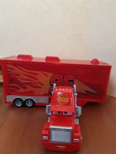 Disney Pixar Cars Lightning Mcqueen Mack Rust Eze Semi Truck Trailer Toy Playset Eur 2683