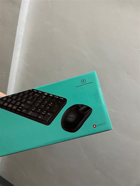 Logitech Mk215 Wireless Set Keyboard And Mouse Computers And Tech Parts And Accessories Computer