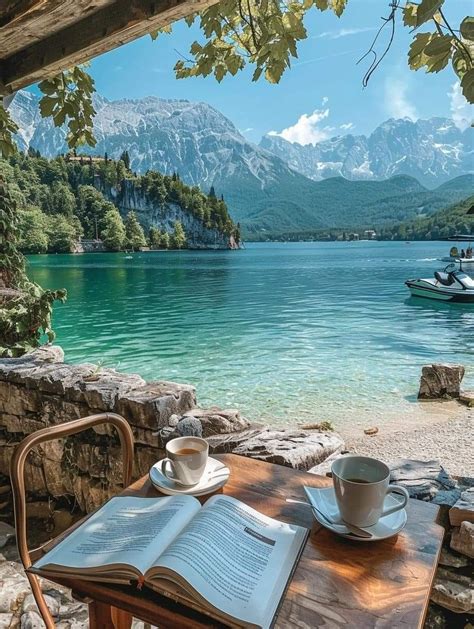 Ухание в Мрака Усмихнат спокоен и прохладен неделен Facebook