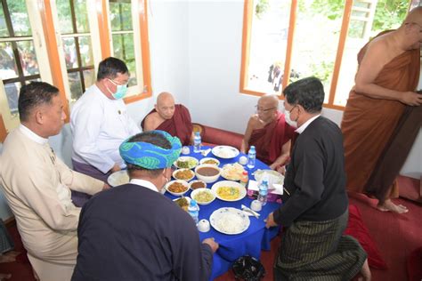 ရှမ်းပြည်နယ်ဝန်ကြီးချုပ် ဒေါက်တာကျော်ထွန်း၊ ဟိုပုံးမြို့ ဆွမ်မီကျောင