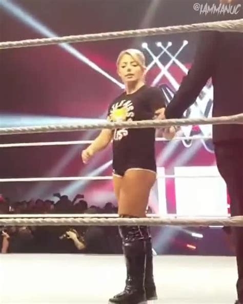 Alexa Bliss Live Event Booty Scrolller