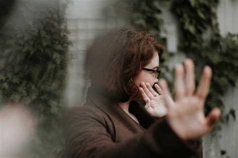 雖然試用期未期滿，但若員工表現實在不合格，雇主可提前終止勞動契約嗎？－104人資市集