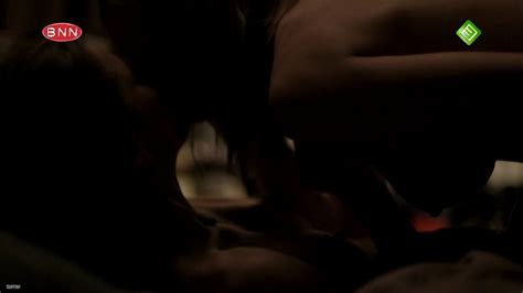 Голая Karien Noordhoff в Van God Los