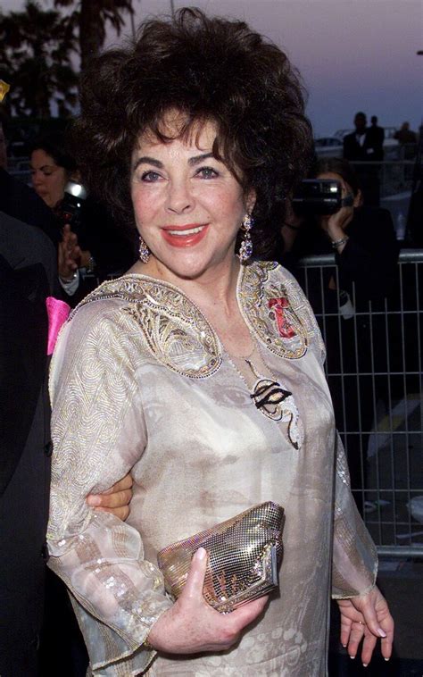 Elizabeth Taylor In Cannes May 2000 Elizabeth Taylor Taylor Elizabeth