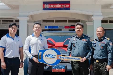 ឧកញ៉ា សុខ ហុង ឧបត្ថម្ភឡាន ១គ្រឿង ជូនបញ្ជាការដ្ឋានកងរាជអាវុធហត្ថខេត្តតាកែវ