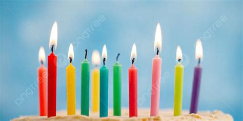 생일 화려한 촛불 다채로운 생일 케이크 촛불 폭죽 폭탄 생일 양초 배경 일러스트 및 사진 무료 다운로드 Pngtree